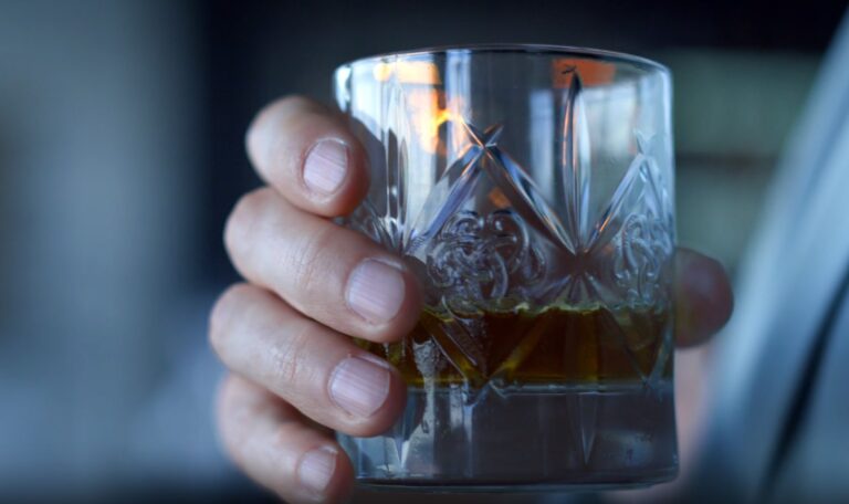 Does Alcohol Affect Kidney Stones? Tips and Recommendations for Safe ...